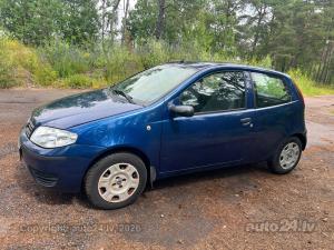 Blue Fiat Punto 2005 in Tallinn, with an engine capacity of 1.20 L and mileage of 127 thousand km for 990 €, photo 3 on AUTOMOTO.COM.LV