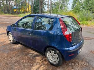 Blue Fiat Punto 2005 in Tallinn, with an engine capacity of 1.20 L and mileage of 127 thousand km for 990 €, photo 4 on AUTOMOTO.COM.LV