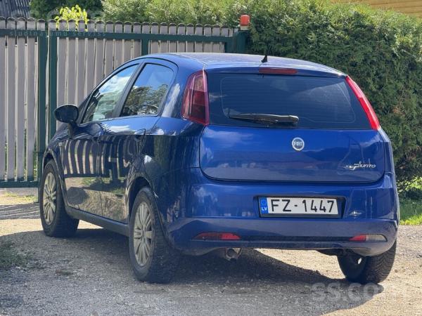 Blue Fiat Punto 2006 in Balvi, with an engine capacity of 1.40 L and mileage of 301 thousand km for 480 €, photo 3 on AUTOMOTO.COM.LV