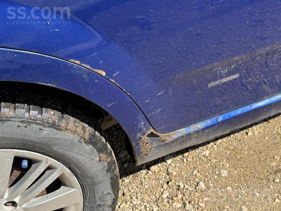 Blue Fiat Punto 2006 in Balvi, with an engine capacity of 1.40 L and mileage of 301 thousand km for 480 €, photo 6 on AUTOMOTO.COM.LV