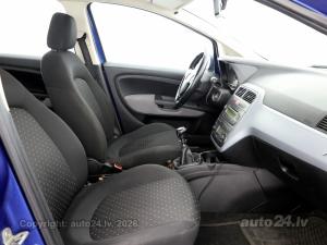 Blue Fiat Punto 2007 in Tallinn, with an engine capacity of 1.40 L and mileage of 175 thousand km for 999 €, photo 7 on AUTOMOTO.COM.LV
