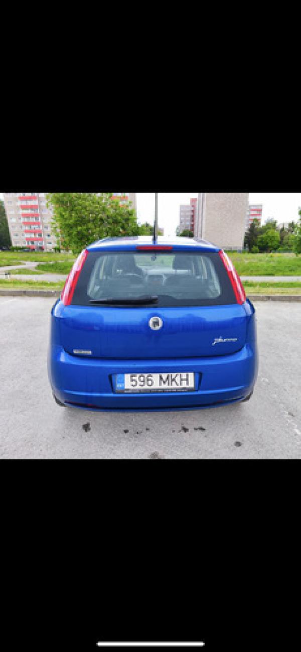 Zils Fiat Punto 2007 Tallina, ar dzinēja tilpumu 1.40 L un nobraukumu 0 tūkst. km par 900 €, foto 5 vietnē AUTOMOTO.COM.LV