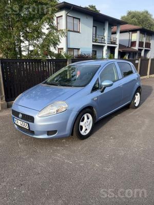 Zils Fiat Punto 2007 Rīga, ar dzinēja tilpumu 1.30 L un nobraukumu 198 tūkst. km par 1500 €, foto  vietnē AUTOMOTO.COM.LV