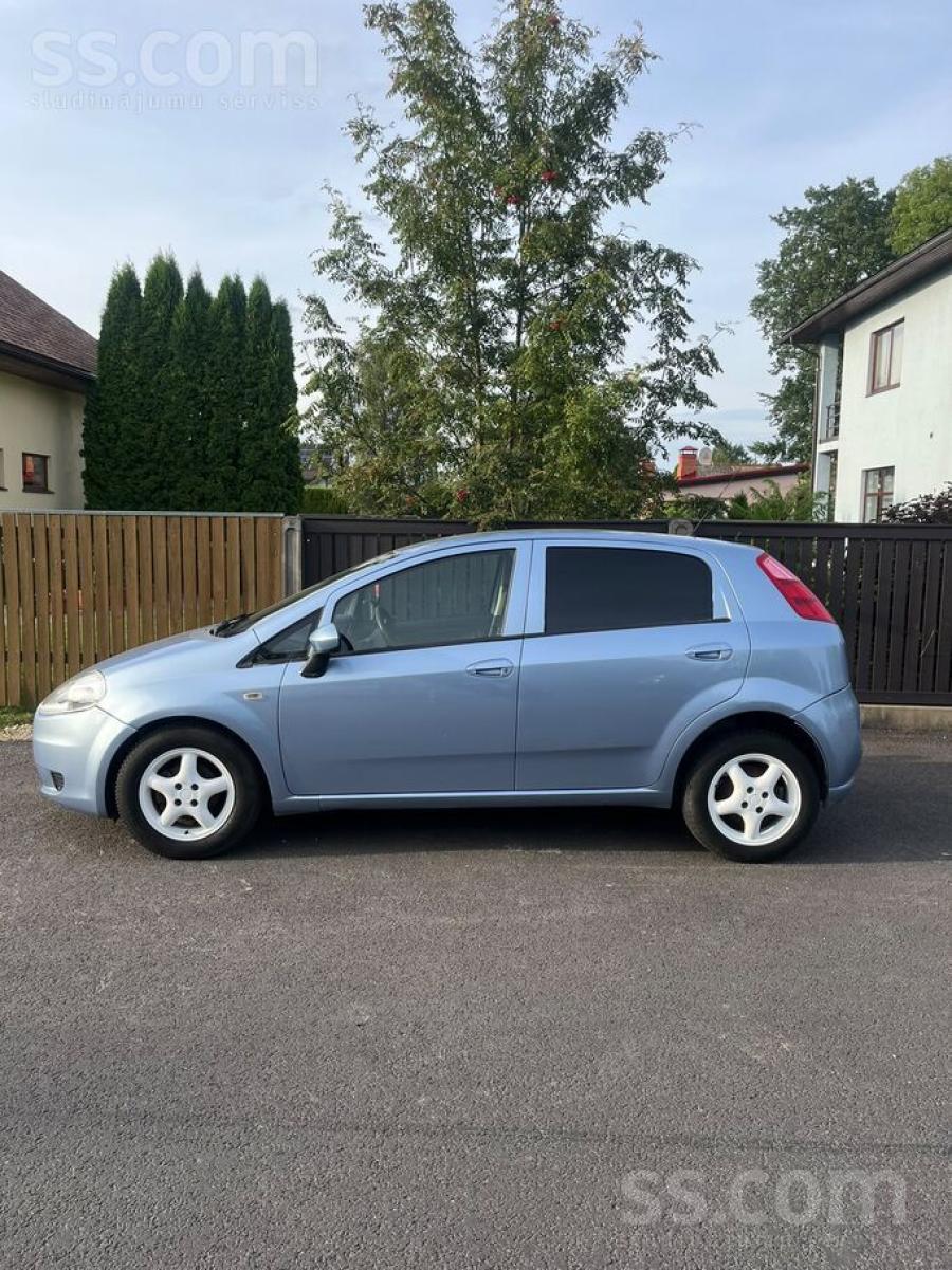 Zils Fiat Punto 2007 Rīga, ar dzinēja tilpumu 1.30 L un nobraukumu 198 tūkst. km par 1500 €, foto 3 vietnē AUTOMOTO.COM.LV