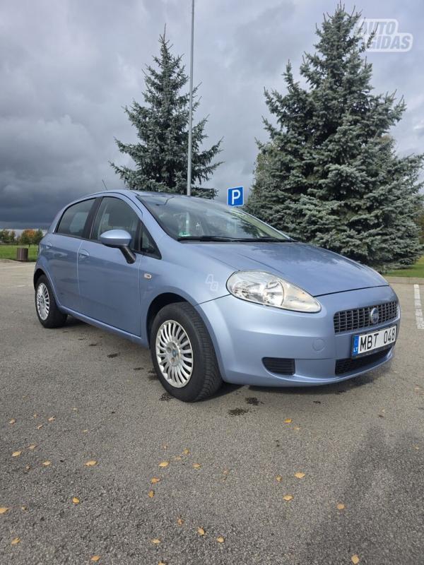 Blue Fiat Punto 2007 in Kalvarija, with an engine capacity of 1.20 L and mileage of 243 thousand km for 1300 €, photo 4 on AUTOMOTO.COM.LV