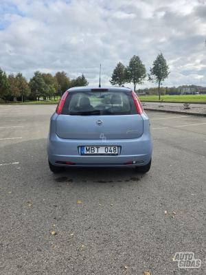 Zils Fiat Punto 2007 Kalvarija, ar dzinēja tilpumu 1.20 L un nobraukumu 243 tūkst. km par 1300 €, foto 7 vietnē AUTOMOTO.COM.LV