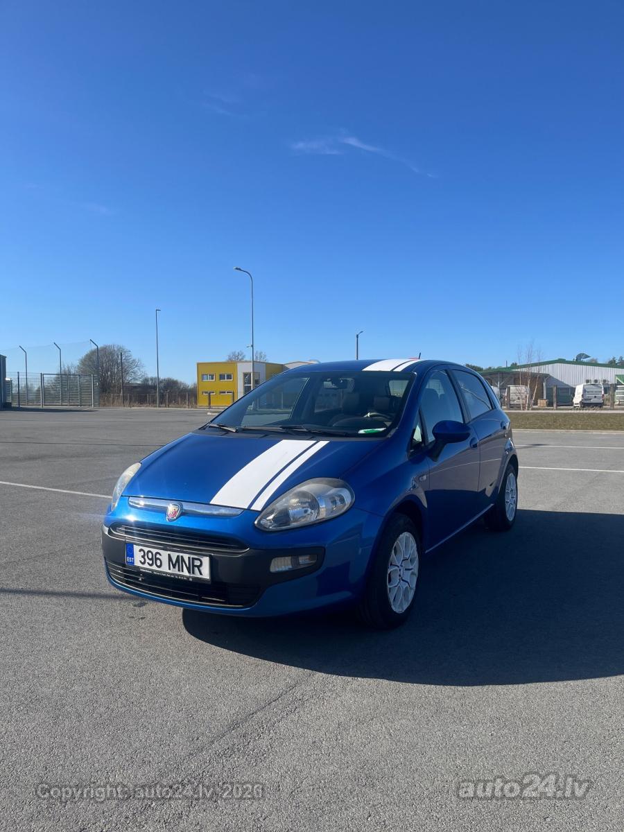 Blue Fiat Punto 2011 in Haapsalu, with an engine capacity of 1.40 L and mileage of 88 thousand km for 2500 €, photo 1 on AUTOMOTO.COM.LV