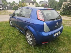 Zils Fiat Punto 2013 Rīga, ar dzinēja tilpumu 1.30 L un nobraukumu 208 tūkst. km par 1998 €, foto 5 vietnē AUTOMOTO.COM.LV