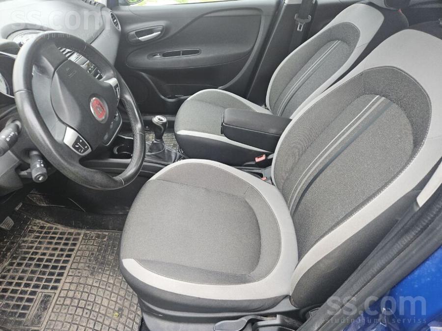 Zils Fiat Punto 2013 Rīga, ar dzinēja tilpumu 1.30 L un nobraukumu 208 tūkst. km par 1998 €, foto 6 vietnē AUTOMOTO.COM.LV