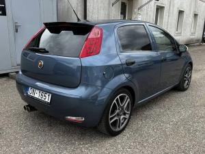 Blue Fiat Punto 2018 in Daugavpils, with an engine capacity of 1.40 L and mileage of 77 thousand km for 5300 €, photo 7 on AUTOMOTO.COM.LV