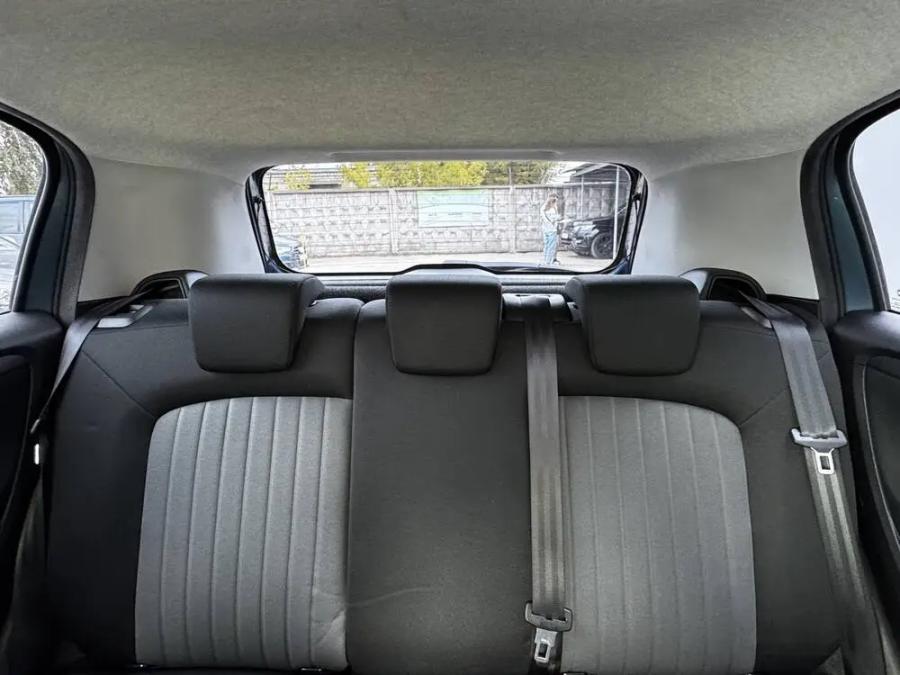 Blue Fiat Punto 2018 in Daugavpils, with an engine capacity of 1.40 L and mileage of 77 thousand km for 5300 €, photo 26 on AUTOMOTO.COM.LV