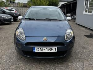 Zils Fiat Punto 2018 Daugavpils, ar dzinēja tilpumu 1.40 L un nobraukumu 0 tūkst. km par 5300 €, foto 3 vietnē AUTOMOTO.COM.LV