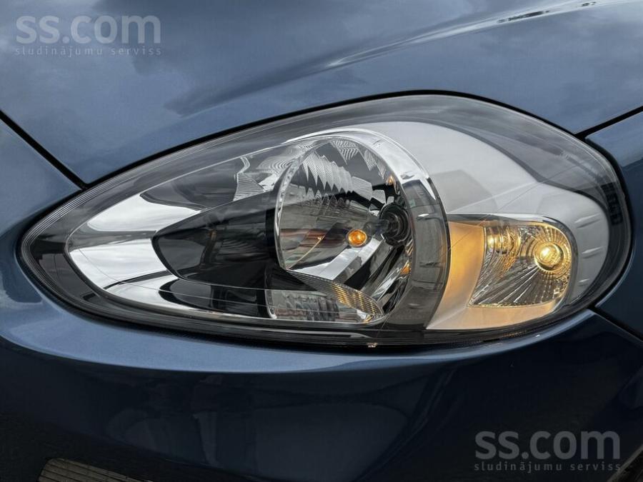 Zils Fiat Punto 2018 Daugavpils, ar dzinēja tilpumu 1.40 L un nobraukumu 0 tūkst. km par 5300 €, foto 12 vietnē AUTOMOTO.COM.LV