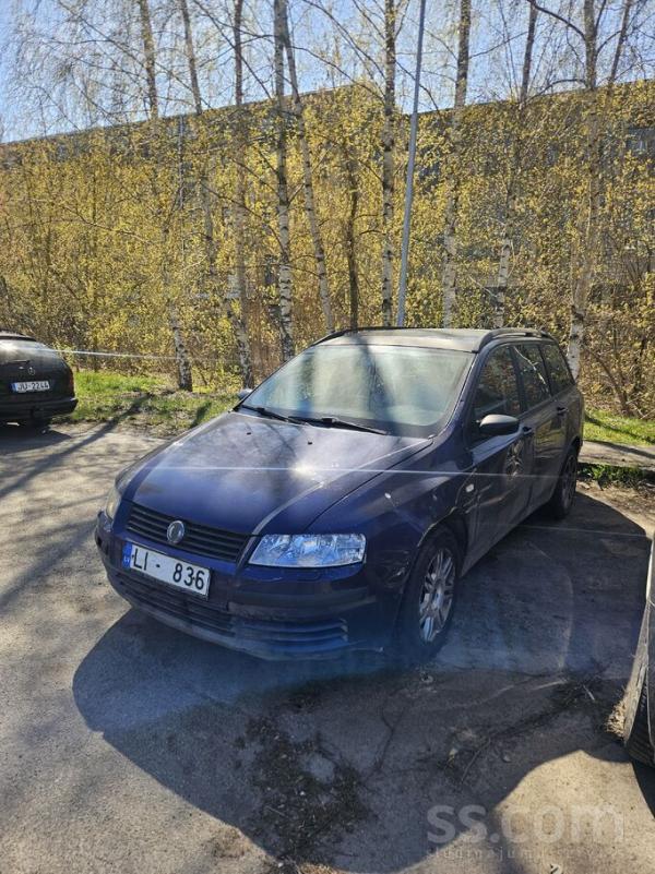 Blue Fiat Punto 2003 in Riga, with an engine capacity of 1.90 L and mileage of 309 thousand km for 500 €, photo 1 on AUTOMOTO.COM.LV