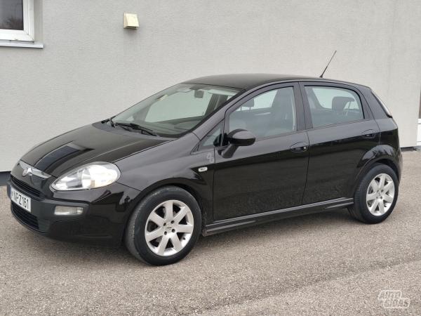 Black Fiat punto-evo 2010 in Jonava, with an engine capacity of 1.30 L and mileage of 265 thousand km for 2000 €, photo 4 on AUTOMOTO.COM.LV