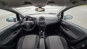 Black Fiat punto-evo 2018 in Marijampole, with an engine capacity of 1.25 L and mileage of 165 thousand km for 3650 €, photo 12 on AUTOMOTO.COM.LV