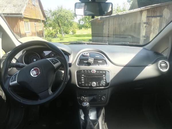Fiat punto-evo 2012 Molėtai, ar dzinēja tilpumu 1.30 L un nobraukumu 226 tūkst. km par 1100 €, foto 3 vietnē AUTOMOTO.COM.LV