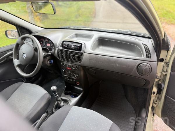 Zaļš Fiat Punto 2005 Cēsis, ar dzinēja tilpumu 1.20 L un nobraukumu 234 tūkst. km par 1650 €, foto 8 vietnē AUTOMOTO.COM.LV