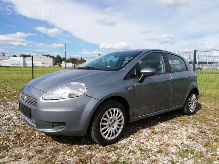 Pelēks Fiat Punto 2009 Saldus, ar dzinēja tilpumu 1.30 L un nobraukumu 205 tūkst. km par 2500 €, foto 16 vietnē AUTOMOTO.COM.LV