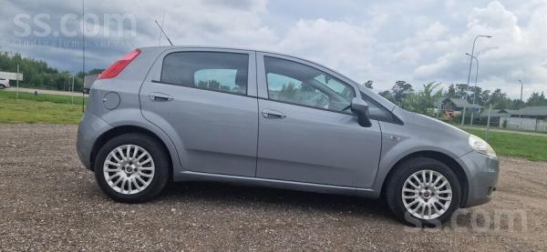 Pelēks Fiat Punto 2011 Daugavpils, ar dzinēja tilpumu 1.20 L un nobraukumu 191 tūkst. km par 2950 €, foto 6 vietnē AUTOMOTO.COM.LV
