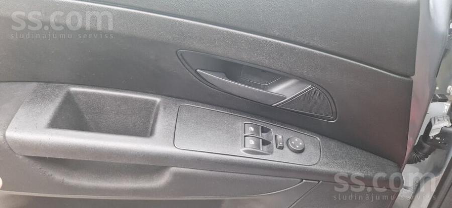 Grey Fiat Punto 2011 in Daugavpils, with an engine capacity of 1.20 L and mileage of 191 thousand km for 2950 €, photo 19 on AUTOMOTO.COM.LV