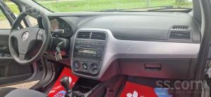Grey Fiat Punto 2011 in Daugavpils, with an engine capacity of 1.20 L and mileage of 191 thousand km for 2950 €, photo 24 on AUTOMOTO.COM.LV