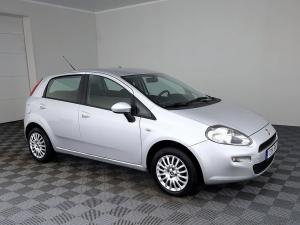 Pelēks Fiat Punto 2014 Tallina, ar dzinēja tilpumu 1.20 L un nobraukumu 148 tūkst. km par 1999 €, foto 10 vietnē AUTOMOTO.COM.LV