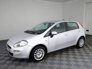 Pelēks Fiat Punto 2014 Tallina, ar dzinēja tilpumu 1.20 L un nobraukumu 148 tūkst. km par 1999 €, foto 11 vietnē AUTOMOTO.COM.LV