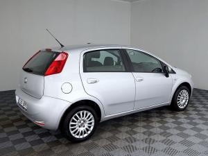 Pelēks Fiat Punto 2014 Tallina, ar dzinēja tilpumu 1.20 L un nobraukumu 148 tūkst. km par 1999 €, foto 12 vietnē AUTOMOTO.COM.LV