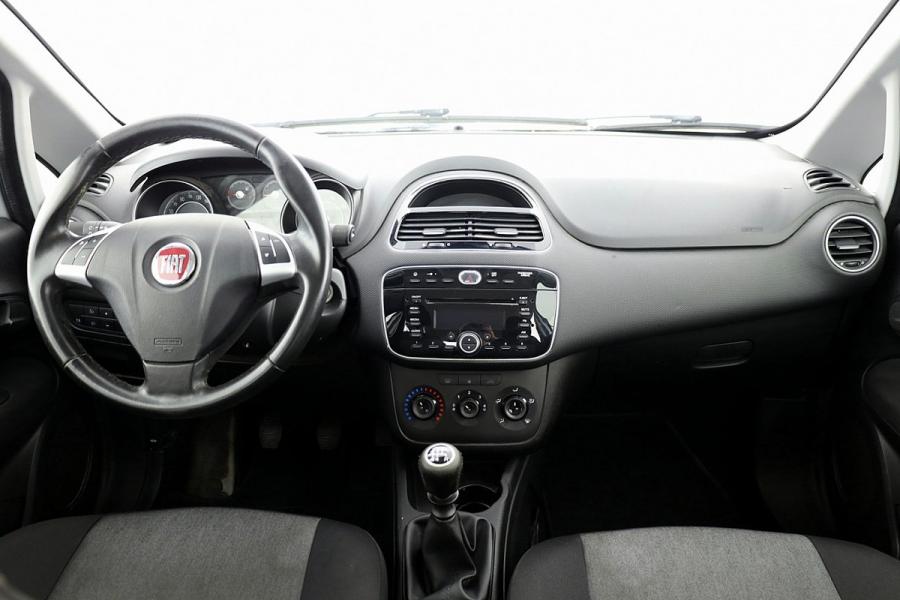 Pelēks Fiat Punto 2014 Tallina, ar dzinēja tilpumu 1.20 L un nobraukumu 148 tūkst. km par 1999 €, foto 14 vietnē AUTOMOTO.COM.LV