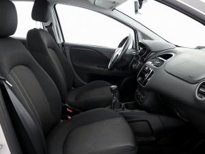 Pelēks Fiat Punto 2014 Tallina, ar dzinēja tilpumu 1.20 L un nobraukumu 148 tūkst. km par 1999 €, foto 15 vietnē AUTOMOTO.COM.LV