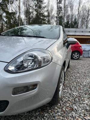 Grey Fiat Punto 2014 in Tallinn, with an engine capacity of 1.20 L and mileage of 111 thousand km for 1999 €, photo 4 on AUTOMOTO.COM.LV