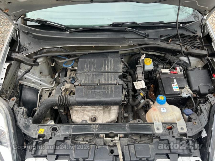 Grey Fiat Punto 2014 in Tallinn, with an engine capacity of 1.20 L and mileage of 111 thousand km for 1999 €, photo 14 on AUTOMOTO.COM.LV