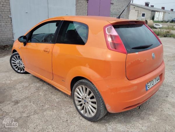 Fiat Punto 2007 Klaipėda, ar dzinēja tilpumu 1.40 L un nobraukumu 201 tūkst. km par 900 €, foto 4 vietnē AUTOMOTO.COM.LV