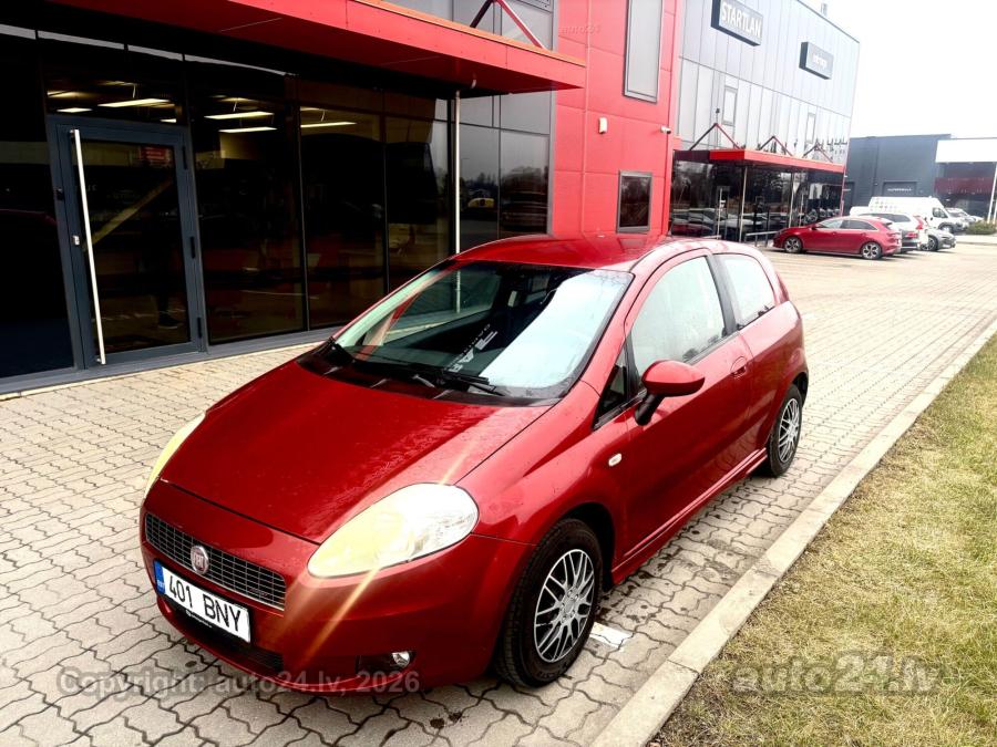 Fiat Punto 2007 in Tallinn, with an engine capacity of 1.40 L and mileage of 249 thousand km for 1399 €, photo 4 on AUTOMOTO.COM.LV