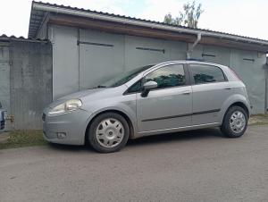 Fiat Punto 2007 Panevēža, ar dzinēja tilpumu 1.90 L un nobraukumu 290 tūkst. km par 550 €, foto  vietnē AUTOMOTO.COM.LV