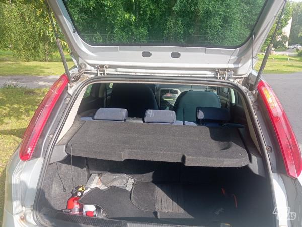 Fiat Punto 2007 Panevēža, ar dzinēja tilpumu 1.90 L un nobraukumu 290 tūkst. km par 550 €, foto 2 vietnē AUTOMOTO.COM.LV