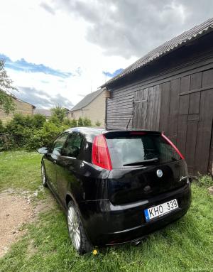 Fiat Punto 2007 in Kaunas, with an engine capacity of 0.00 L and mileage of 0 thousand km for 800 €, photo 5 on AUTOMOTO.COM.LV