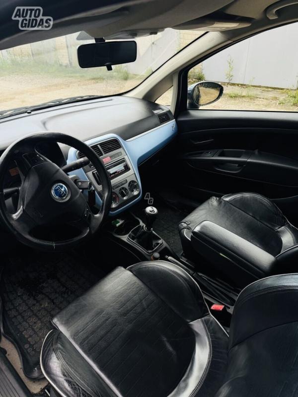 Fiat Punto 2007 Kauņa, ar dzinēja tilpumu 1.20 L un nobraukumu 260 tūkst. km par 1000 €, foto 3 vietnē AUTOMOTO.COM.LV