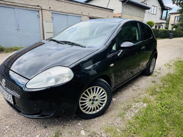 Fiat Punto 2007 Kauņa, ar dzinēja tilpumu 1.20 L un nobraukumu 260 tūkst. km par 1000 €, foto 4 vietnē AUTOMOTO.COM.LV