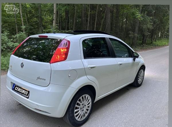 Fiat Punto 2009 in Ukmerge, with an engine capacity of 1.40 L and mileage of 191 thousand km for 1350 €, photo 4 on AUTOMOTO.COM.LV