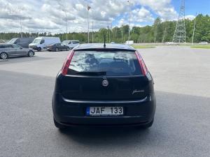 Fiat Punto 2009 in Kaunas, with an engine capacity of 1.20 L and mileage of 156 thousand km for 700 €, photo 4 on AUTOMOTO.COM.LV