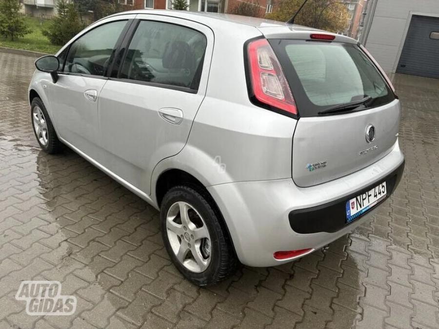 Fiat Punto 2011 Kretinga, ar dzinēja tilpumu 1.40 L un nobraukumu 205 tūkst. km par 1850 €, foto 4 vietnē AUTOMOTO.COM.LV