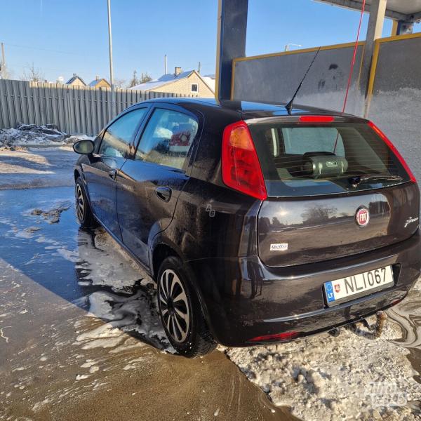 Fiat Punto 2011 in Vilnius, with an engine capacity of 1.20 L and mileage of 256 thousand km for 1400 €, photo 6 on AUTOMOTO.COM.LV