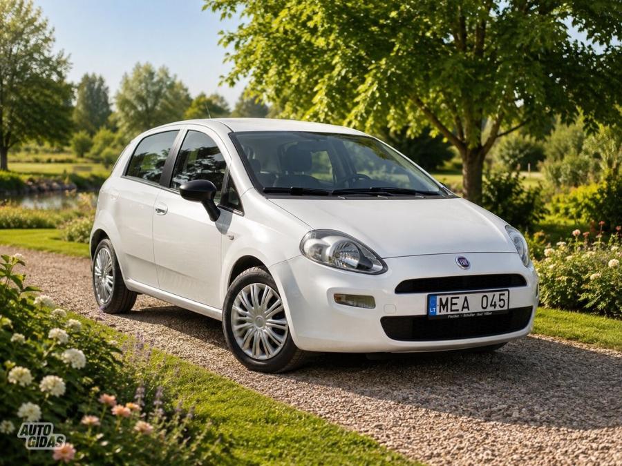 Fiat Punto 2012 in Vilnius, with an engine capacity of 1.20 L and mileage of 181 thousand km for 2300 €, photo 3 on AUTOMOTO.COM.LV