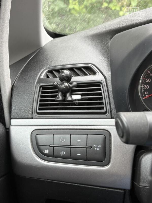 Fiat Punto 2012 in Vilnius, with an engine capacity of 1.20 L and mileage of 181 thousand km for 2300 €, photo 6 on AUTOMOTO.COM.LV