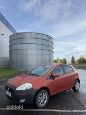 Oranžs Fiat Punto 2006 Narva, ar dzinēja tilpumu 1.40 L un nobraukumu 150 tūkst. km par 900 €, foto 3 vietnē AUTOMOTO.COM.LV
