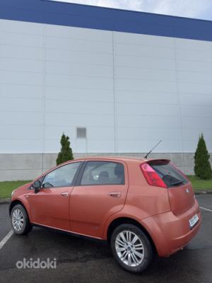 Oranžs Fiat Punto 2006 Narva, ar dzinēja tilpumu 1.40 L un nobraukumu 150 tūkst. km par 900 €, foto 4 vietnē AUTOMOTO.COM.LV