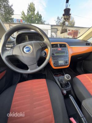 Oranžs Fiat Punto 2006 Narva, ar dzinēja tilpumu 1.40 L un nobraukumu 150 tūkst. km par 900 €, foto 6 vietnē AUTOMOTO.COM.LV