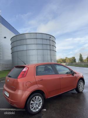 Oranžs Fiat Punto 2006 Narva, ar dzinēja tilpumu 1.40 L un nobraukumu 150 tūkst. km par 900 €, foto 11 vietnē AUTOMOTO.COM.LV